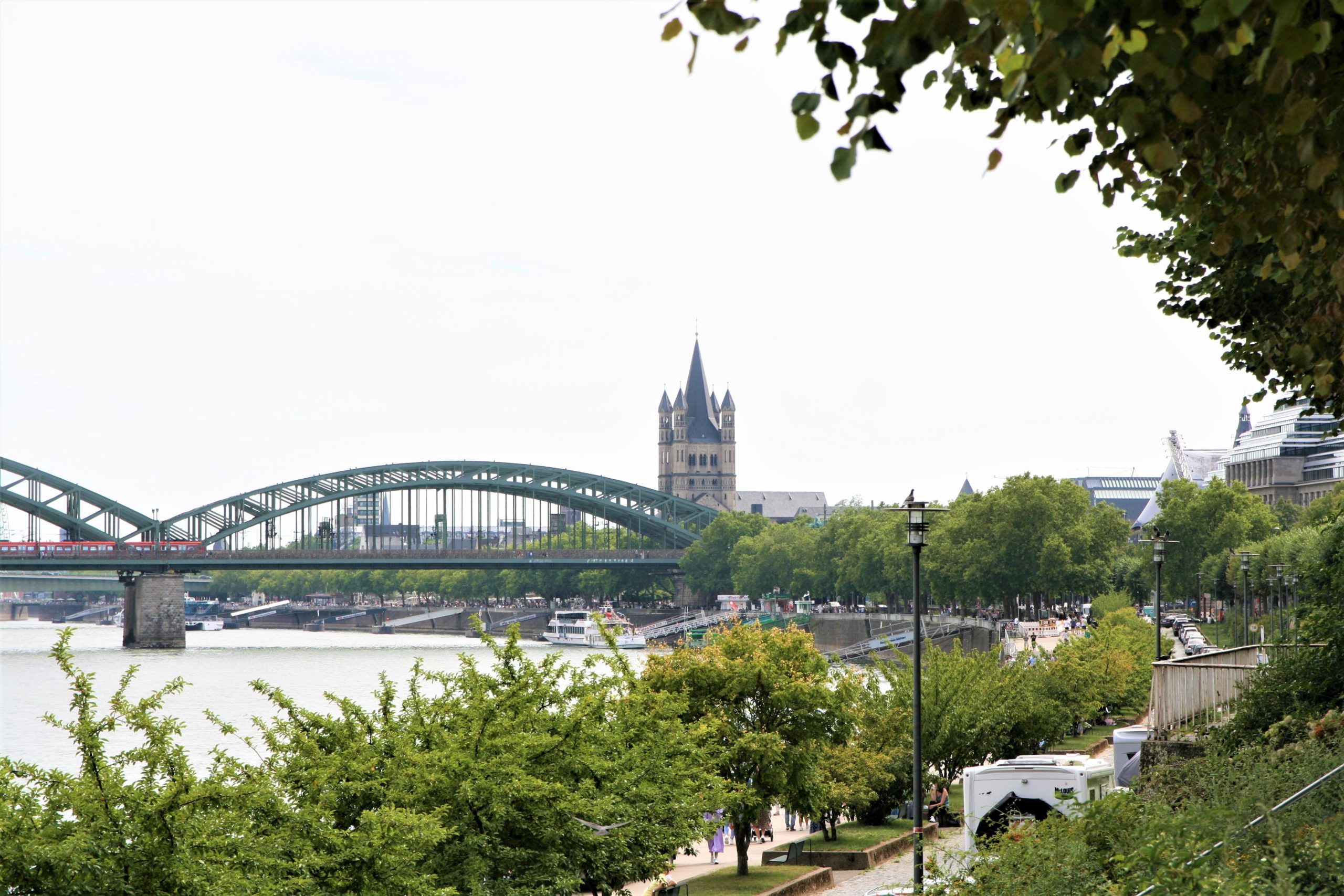 Am Rhein entlang – 2000 Jahre Geschichte - echt Köln Stadtführungen